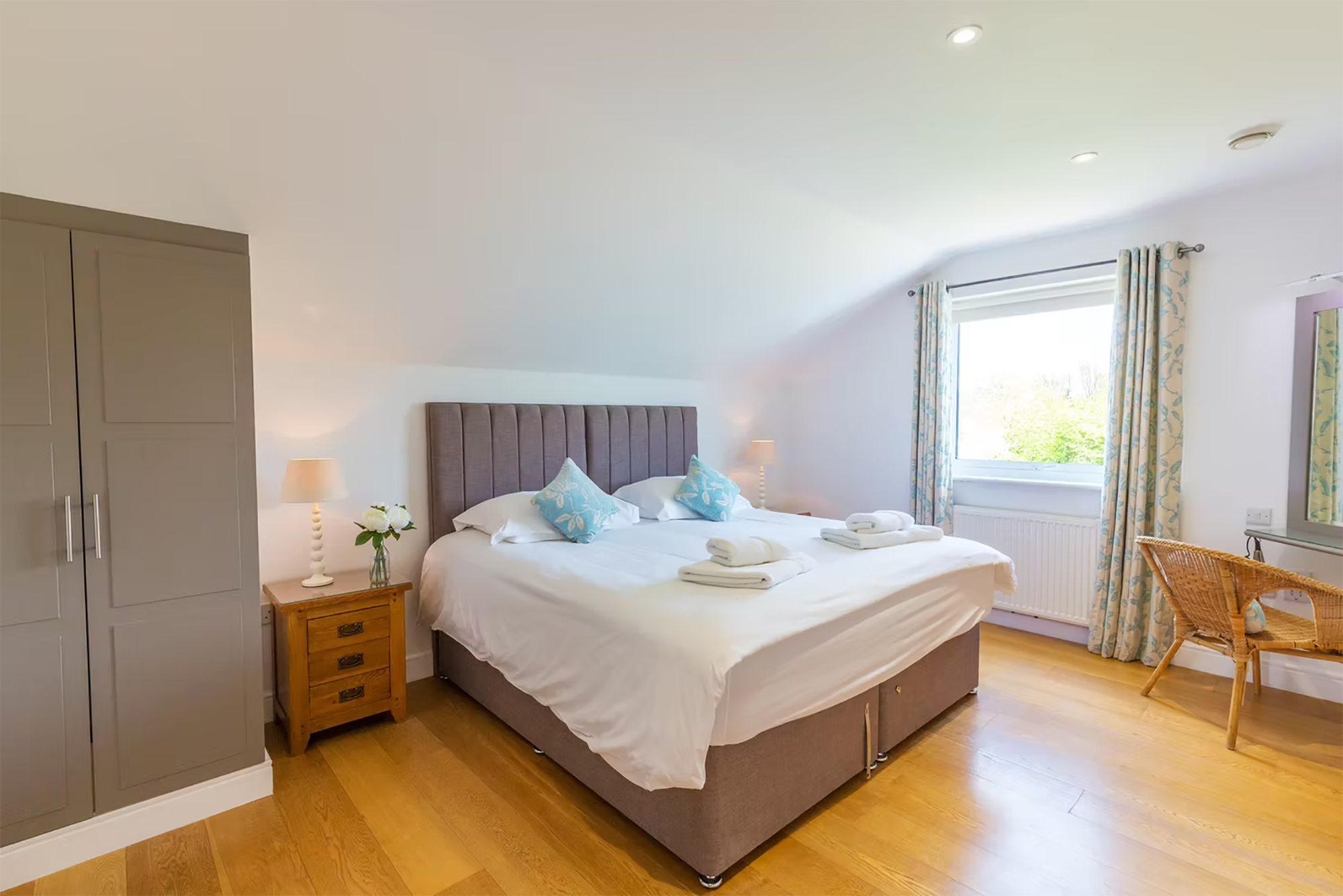 Gallery - HAM BOTTOM | Somerset. | Group Stays