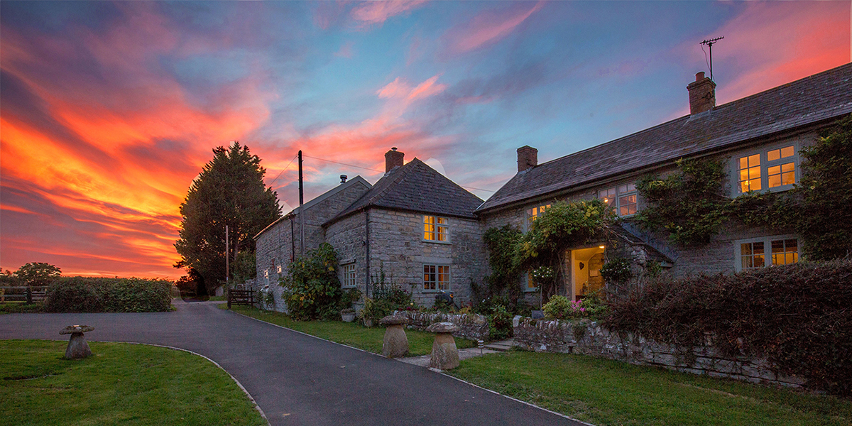 Holiday House in the Country Sleeping 14 | Blog | Group Stays