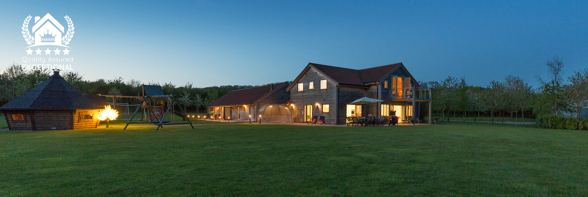 Ham Bottom: Holiday Lodge Sleeps 12+2 With Private Pool | Sleeps 12