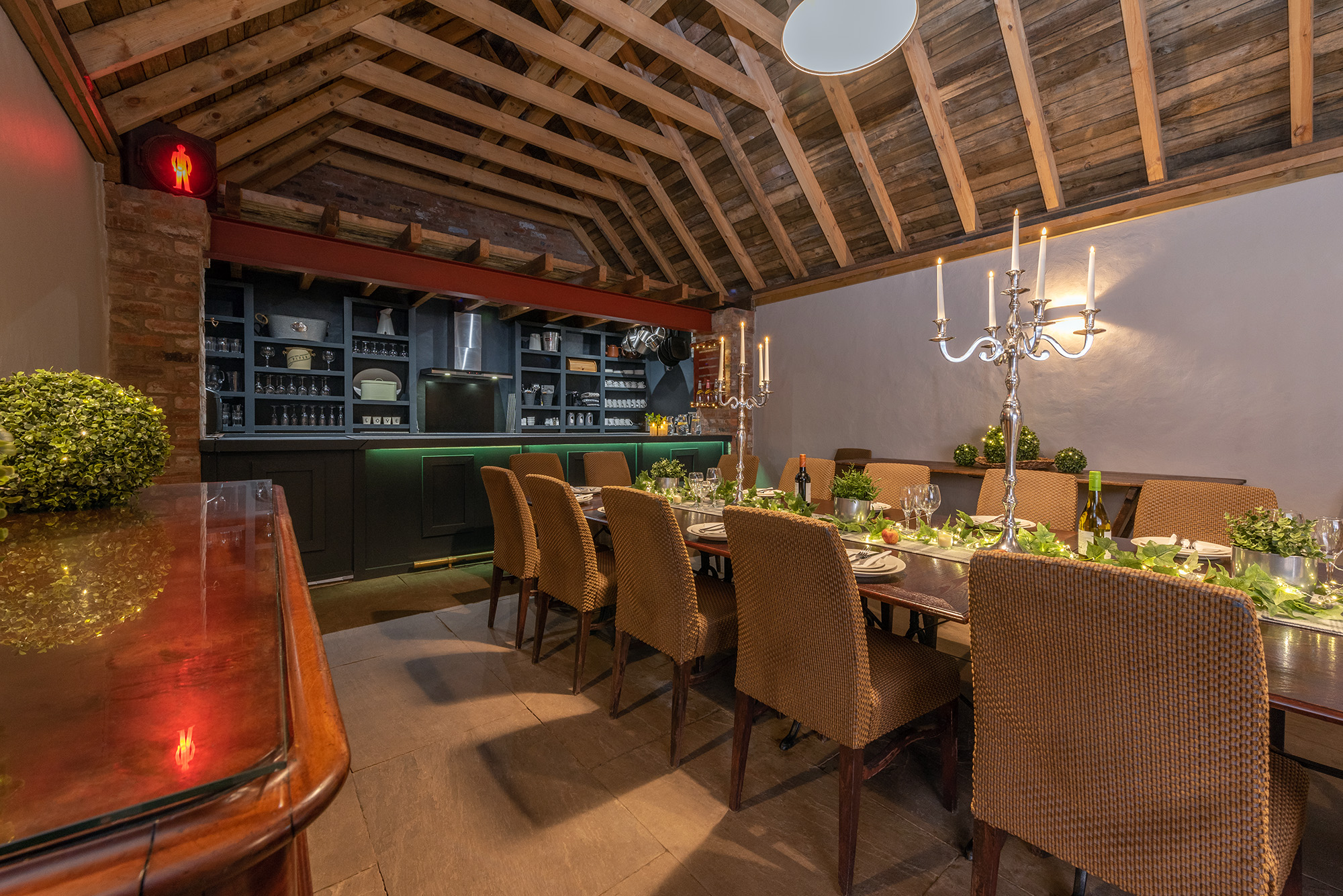 Gallery - BOOGIE BARN | Newark | Group Stays