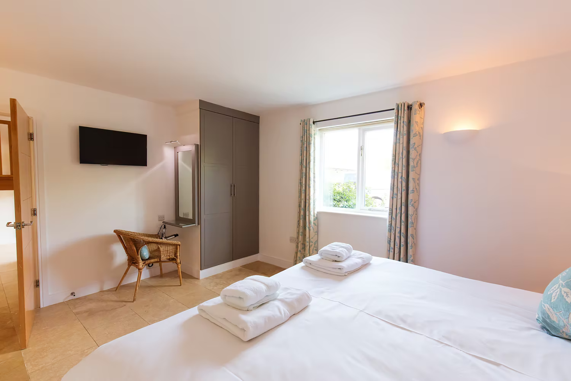 Gallery - Ham Bottom | Somerset. | Sleeps 12