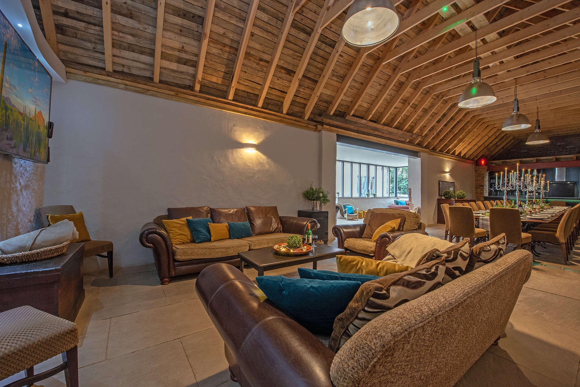 Gallery - BOOGIE BARN | Newark | Group Stays