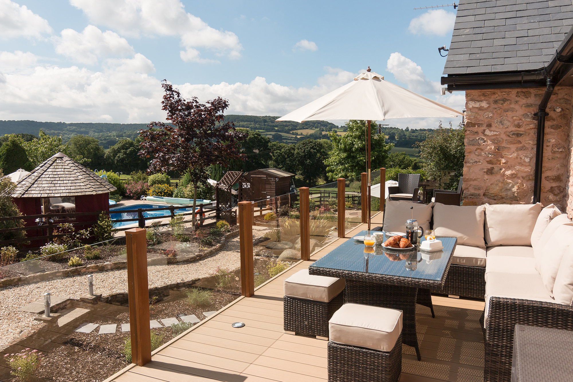 Hillydays: Devon Holiday Home for 10 with Pool and Hot Tub | Sleeps 12